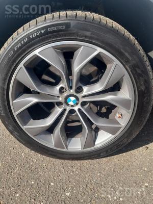 White BMW X3 2014 in Riga, with an engine capacity of 3.00 L and mileage of 240 thousand km for 14990 €, photo 25 on AUTOMOTO.COM.LV