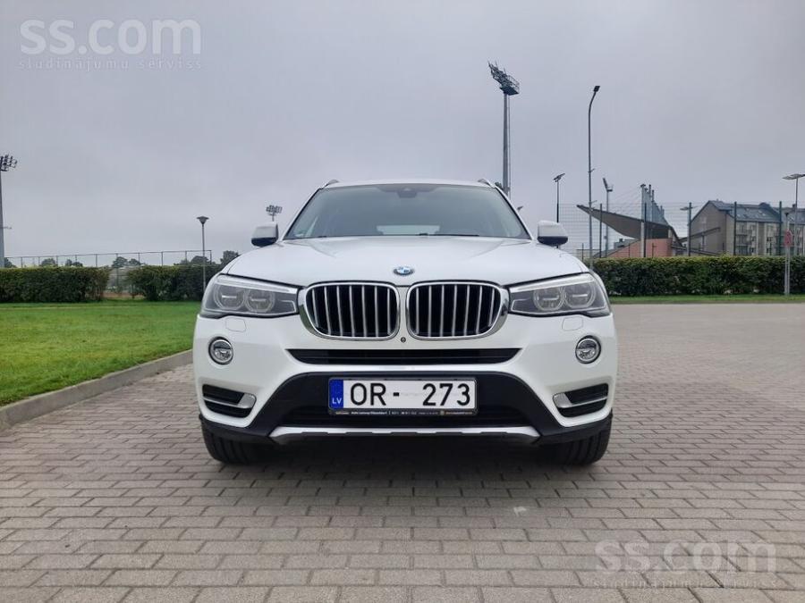White BMW X3 2014 in Riga, with an engine capacity of 3.00 L and mileage of 240 thousand km for 14990 €, photo 4 on AUTOMOTO.COM.LV