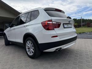 White BMW X3 2014 in Vievis, with an engine capacity of 2.00 L and mileage of 148 thousand km for 13200 €, photo 8 on AUTOMOTO.COM.LV
