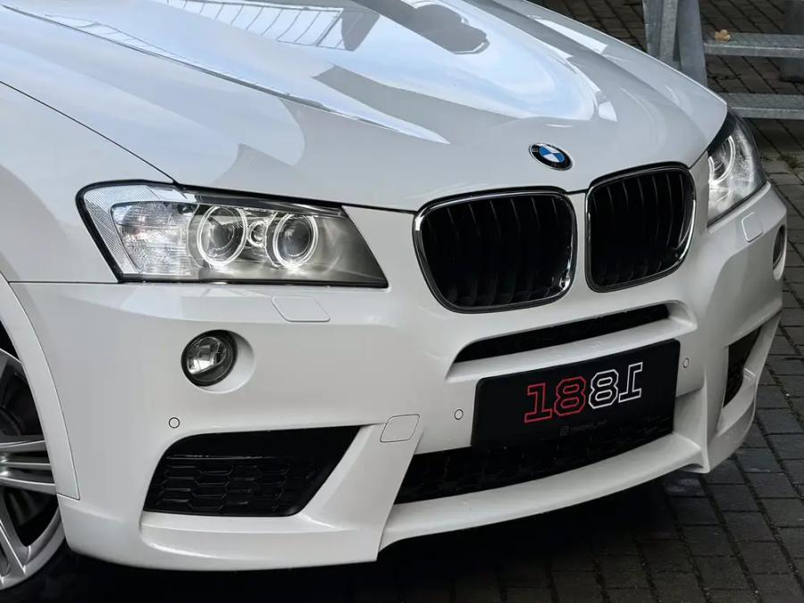 White BMW X3 2014 in Riga, with an engine capacity of 2.00 L and mileage of 260 thousand km for 14300 €, photo 8 on AUTOMOTO.COM.LV