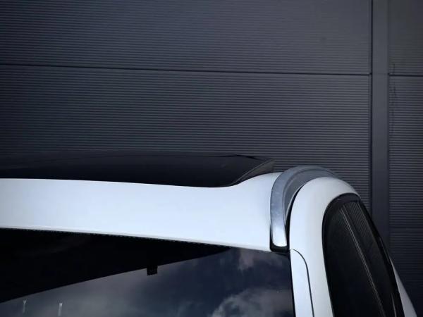 White BMW X3 2014 in Riga, with an engine capacity of 2.00 L and mileage of 201 thousand km for 16450 €, photo 7 on AUTOMOTO.COM.LV