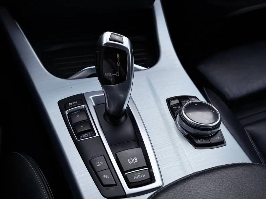 Balts BMW X3 2014 Rīga, ar dzinēja tilpumu 2.00 L un nobraukumu 201 tūkst. km par 16450 €, foto 20 vietnē AUTOMOTO.COM.LV