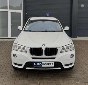 White BMW X3 2014 in Kaunas, with an engine capacity of 2.00 L and mileage of 300 thousand km for 9700 €, photo 3 on AUTOMOTO.COM.LV