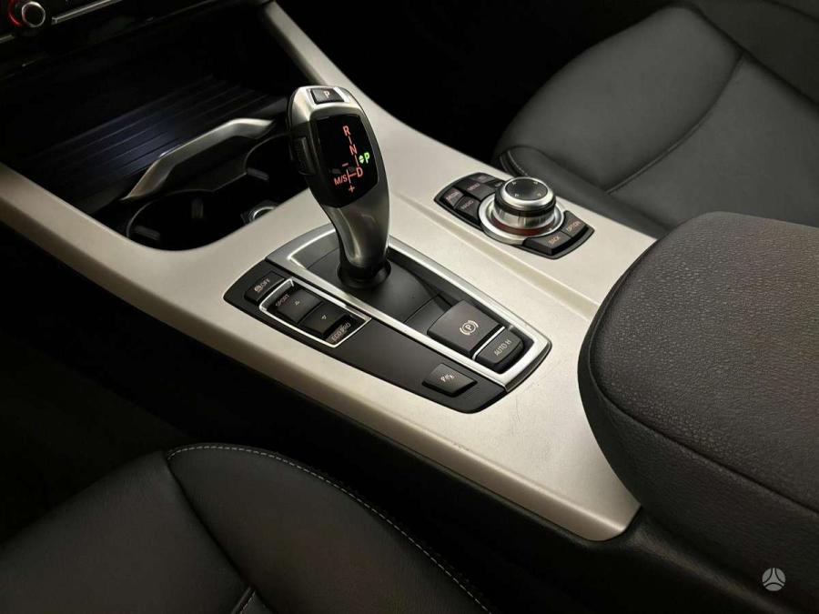 White BMW X3 2014 in Marijampole, with an engine capacity of 2.00 L and mileage of 218 thousand km for 12650 €, photo 15 on AUTOMOTO.COM.LV