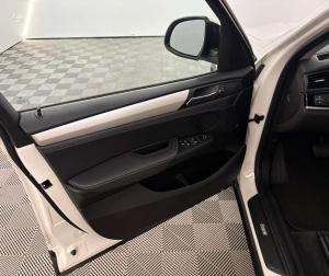 White BMW X3 2014 in Marijampole, with an engine capacity of 2.00 L and mileage of 218 thousand km for 12650 €, photo 29 on AUTOMOTO.COM.LV