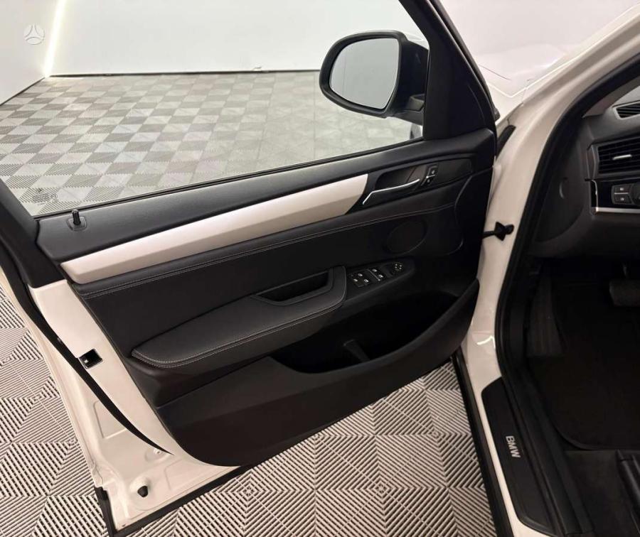 White BMW X3 2014 in Marijampole, with an engine capacity of 2.00 L and mileage of 218 thousand km for 12650 €, photo 29 on AUTOMOTO.COM.LV