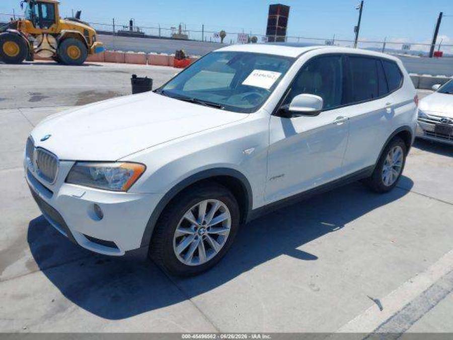 Balts BMW X3 2014 Klaipėda, ar dzinēja tilpumu 2.00 L un nobraukumu 169 tūkst. km par 4050 €, foto 3 vietnē AUTOMOTO.COM.LV