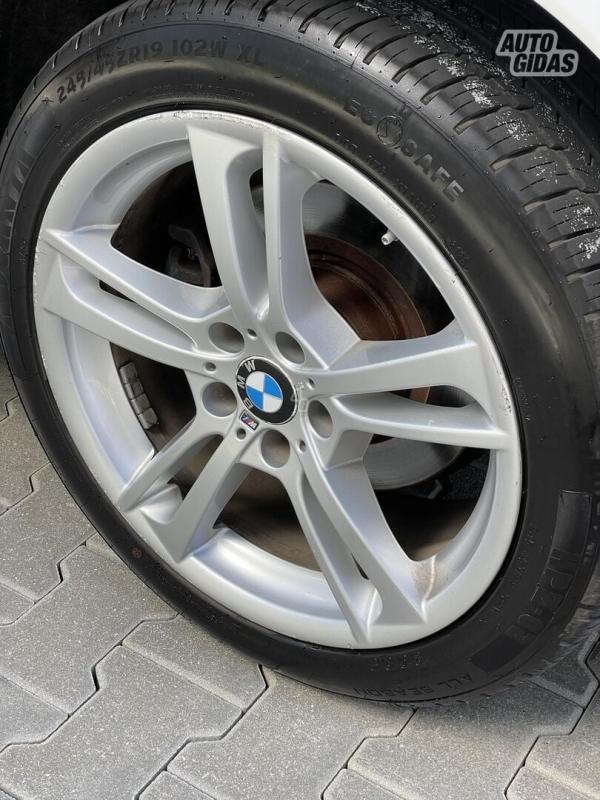 White BMW X3 2014 in Klaipeda, with an engine capacity of 3.00 L and mileage of 252 thousand km for 10000 €, photo 9 on AUTOMOTO.COM.LV