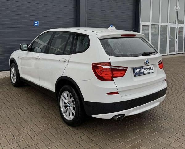 White BMW X3 2014 in Kaunas, with an engine capacity of 2.00 L and mileage of 300 thousand km for 8999 €, photo 4 on AUTOMOTO.COM.LV