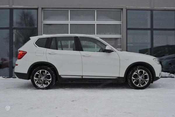 White BMW X3 2015 in Vilnius, with an engine capacity of 2.00 L and mileage of 221 thousand km for 15500 €, photo 9 on AUTOMOTO.COM.LV