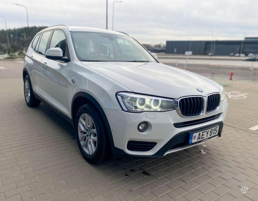 White BMW X3 2015 in Vilnius, with an engine capacity of 2.00 L and mileage of 292 thousand km for 12800 €, photo 3 on AUTOMOTO.COM.LV