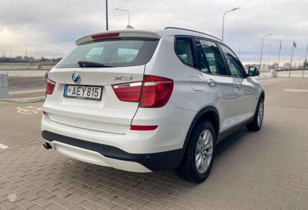 White BMW X3 2015 in Vilnius, with an engine capacity of 2.00 L and mileage of 292 thousand km for 12800 €, photo 6 on AUTOMOTO.COM.LV