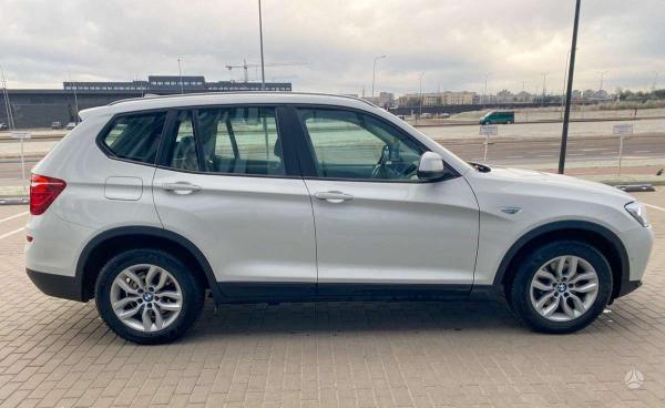 White BMW X3 2015 in Vilnius, with an engine capacity of 2.00 L and mileage of 292 thousand km for 12800 €, photo 10 on AUTOMOTO.COM.LV