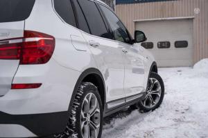 White BMW X3 2015 in Vilnius, with an engine capacity of 2.00 L and mileage of 199 thousand km for 14900 €, photo 3 on AUTOMOTO.COM.LV