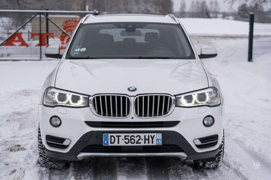 White BMW X3 2015 in Vilnius, with an engine capacity of 2.00 L and mileage of 199 thousand km for 14900 €, photo 9 on AUTOMOTO.COM.LV