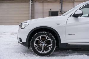 White BMW X3 2015 in Vilnius, with an engine capacity of 2.00 L and mileage of 199 thousand km for 14900 €, photo 12 on AUTOMOTO.COM.LV
