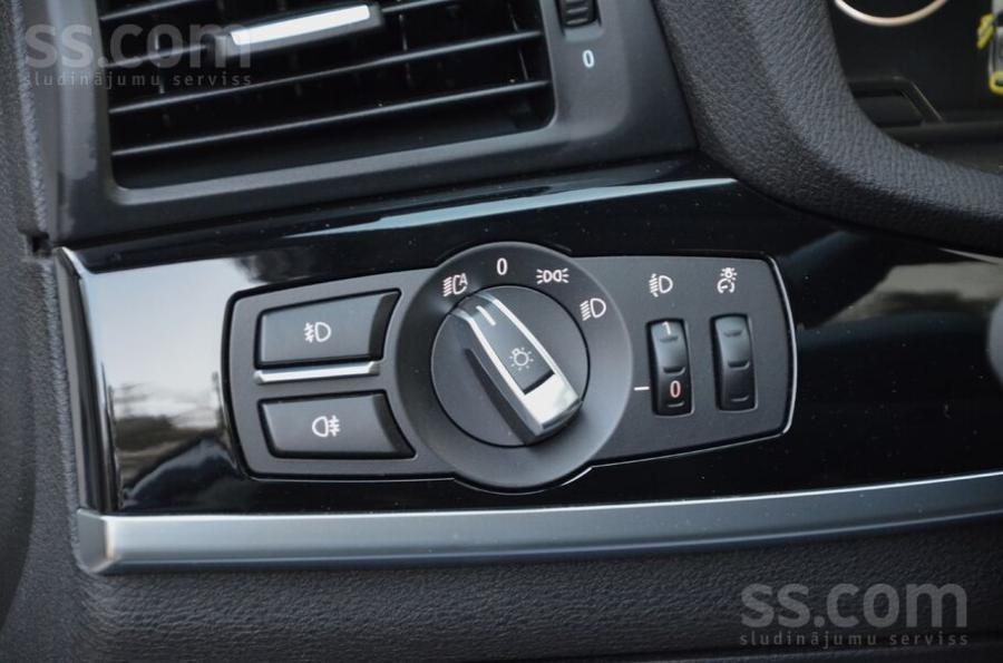Balts BMW X3 2015 Rīga, ar dzinēja tilpumu 2.00 L un nobraukumu 197 tūkst. km par 16290 €, foto 29 vietnē AUTOMOTO.COM.LV