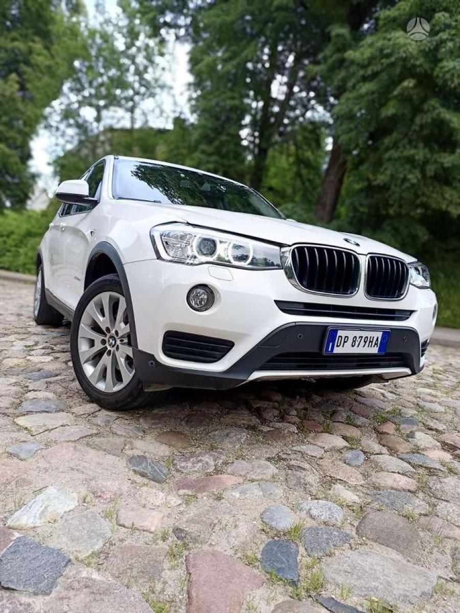 White BMW X3 2015 in Utena, with an engine capacity of 2.00 L and mileage of 294 thousand km for 14350 €, photo 4 on AUTOMOTO.COM.LV