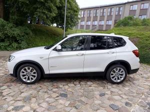 White BMW X3 2015 in Utena, with an engine capacity of 2.00 L and mileage of 294 thousand km for 14350 €, photo 13 on AUTOMOTO.COM.LV