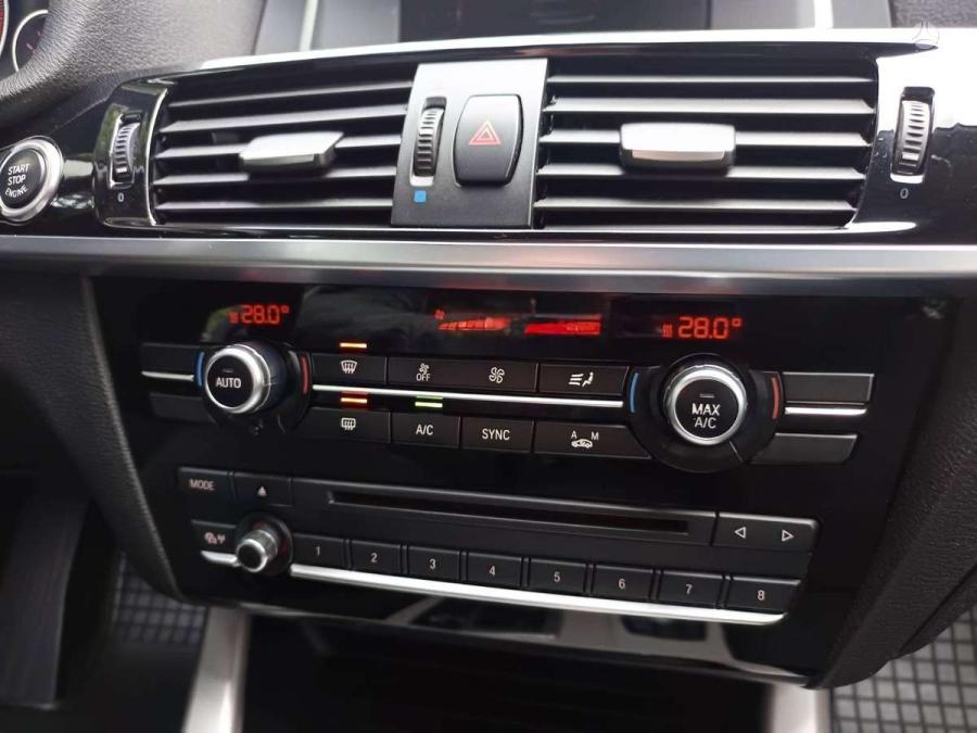 White BMW X3 2015 in Utena, with an engine capacity of 2.00 L and mileage of 294 thousand km for 14350 €, photo 35 on AUTOMOTO.COM.LV