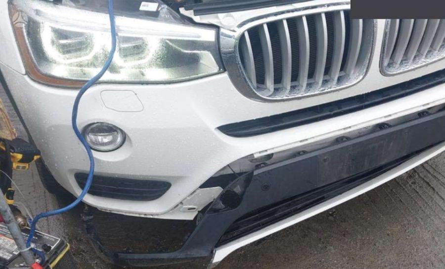 White BMW X3 2015 in Siauliai, with an engine capacity of 2.98 L and mileage of 195 thousand km for 8400 €, photo 6 on AUTOMOTO.COM.LV