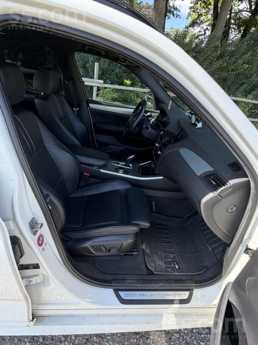 Balts BMW X3 2015 Talsi, ar dzinēja tilpumu 3.00 L un nobraukumu 187 tūkst. km par 22000 €, foto 24 vietnē AUTOMOTO.COM.LV