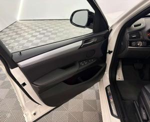Balts BMW X3 2015 Marijampole, ar dzinēja tilpumu 2.00 L un nobraukumu 296 tūkst. km par 14350 €, foto 26 vietnē AUTOMOTO.COM.LV