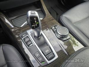 White BMW X3 2015 in Tallinn, with an engine capacity of 2.00 L and mileage of 223 thousand km for 12990 €, photo 18 on AUTOMOTO.COM.LV