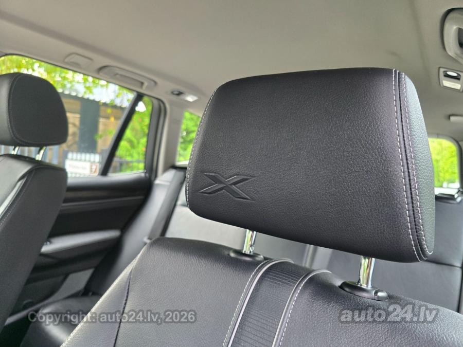 White BMW X3 2015 in Tallinn, with an engine capacity of 2.00 L and mileage of 223 thousand km for 12990 €, photo 22 on AUTOMOTO.COM.LV
