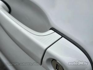 White BMW X3 2015 in Tallinn, with an engine capacity of 2.00 L and mileage of 223 thousand km for 12990 €, photo 26 on AUTOMOTO.COM.LV