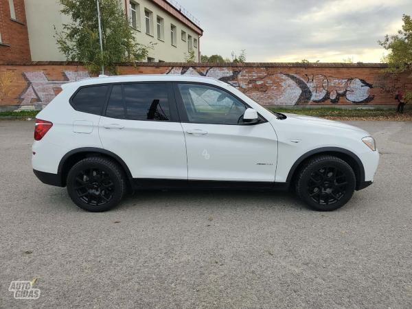 BMW X3 2015 in Siauliai on AUTOMOTO.COM.LV White BMW X3 2015 in Siauliai, with an engine capacity of 2.00 L and mileage of 175 thousand km for 13000 €, photo 8 on AUTOMOTO.COM.LV