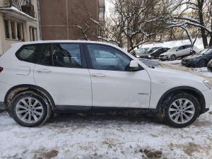 White BMW X3 2016 in Kaunas, with an engine capacity of 2.00 L and mileage of 215 thousand km for 13000 €, photo 8 on AUTOMOTO.COM.LV