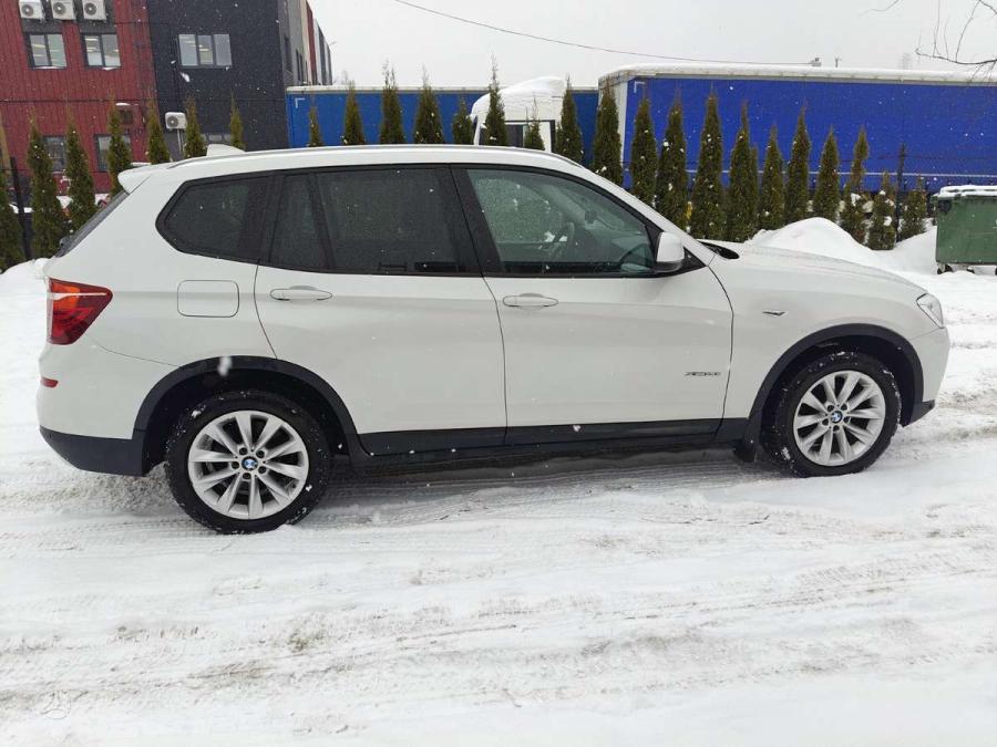 White BMW X3 2016 in Kaunas, with an engine capacity of 2.00 L and mileage of 140 thousand km for 14400 €, photo 6 on AUTOMOTO.COM.LV