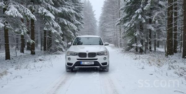 White BMW X3 2016 in Riga, with an engine capacity of 2.00 L and mileage of 300 thousand km for 12999 €, photo 3 on AUTOMOTO.COM.LV