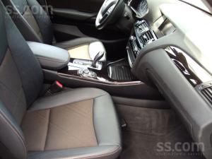 White BMW X3 2016 in Riga, with an engine capacity of 2.00 L and mileage of 215 thousand km for 13200 €, photo 6 on AUTOMOTO.COM.LV