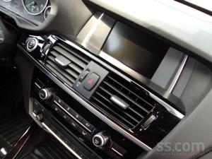 White BMW X3 2016 in Riga, with an engine capacity of 2.00 L and mileage of 215 thousand km for 13200 €, photo 7 on AUTOMOTO.COM.LV