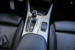 White BMW X3 2016 in Kaunas, with an engine capacity of 2.99 L and mileage of 251 thousand km for 15950 €, photo 23 on AUTOMOTO.COM.LV