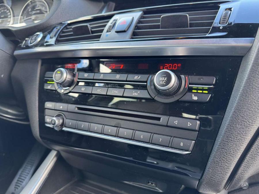 White BMW X3 2016 in Vilnius, with an engine capacity of 3.00 L and mileage of 198 thousand km for 13950 €, photo 11 on AUTOMOTO.COM.LV
