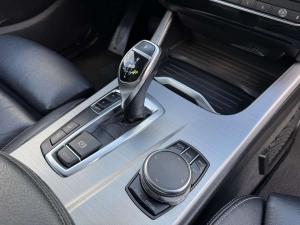White BMW X3 2016 in Vilnius, with an engine capacity of 3.00 L and mileage of 198 thousand km for 13950 €, photo 12 on AUTOMOTO.COM.LV