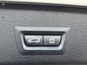White BMW X3 2016 in Vilnius, with an engine capacity of 3.00 L and mileage of 198 thousand km for 13950 €, photo 16 on AUTOMOTO.COM.LV