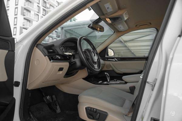 White BMW X3 2017 in Vilnius, with an engine capacity of 2.00 L and mileage of 164 thousand km for 12900 €, photo 9 on AUTOMOTO.COM.LV