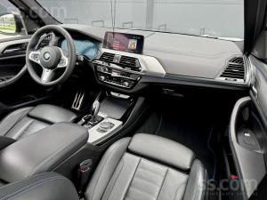 White BMW X3 2017 in Riga, with an engine capacity of 3.00 L and mileage of 0 thousand km for 29900 €, photo 11 on AUTOMOTO.COM.LV