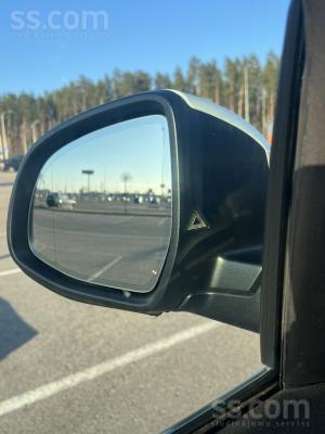 White BMW X3 2017 in Riga, with an engine capacity of 2.00 L and mileage of 195 thousand km for 16500 €, photo 11 on AUTOMOTO.COM.LV