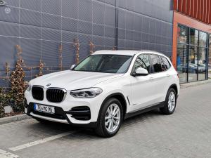 White BMW X3 2017 in Klaipeda, with an engine capacity of 2.00 L and mileage of 279 thousand km for 18950 €, photo 3 on AUTOMOTO.COM.LV