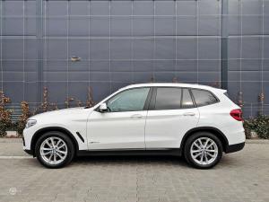 White BMW X3 2017 in Klaipeda, with an engine capacity of 2.00 L and mileage of 279 thousand km for 18950 €, photo 5 on AUTOMOTO.COM.LV