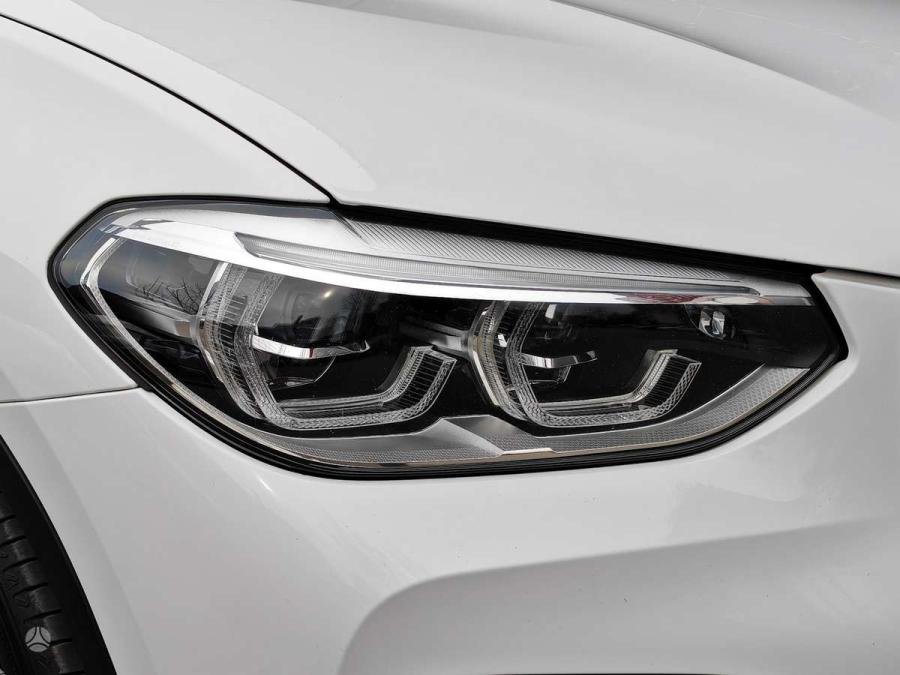 White BMW X3 2017 in Klaipeda, with an engine capacity of 2.00 L and mileage of 279 thousand km for 18950 €, photo 15 on AUTOMOTO.COM.LV