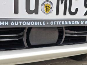 White BMW X3 2017 in Klaipeda, with an engine capacity of 2.00 L and mileage of 279 thousand km for 18950 €, photo 17 on AUTOMOTO.COM.LV
