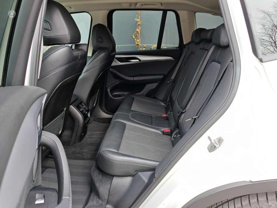 White BMW X3 2017 in Klaipeda, with an engine capacity of 2.00 L and mileage of 279 thousand km for 18950 €, photo 27 on AUTOMOTO.COM.LV