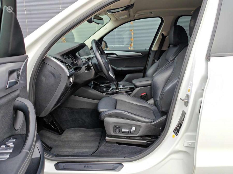 White BMW X3 2017 in Klaipeda, with an engine capacity of 2.00 L and mileage of 279 thousand km for 18950 €, photo 32 on AUTOMOTO.COM.LV