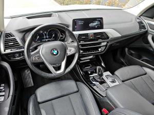 White BMW X3 2017 in Klaipeda, with an engine capacity of 2.00 L and mileage of 279 thousand km for 18950 €, photo 36 on AUTOMOTO.COM.LV